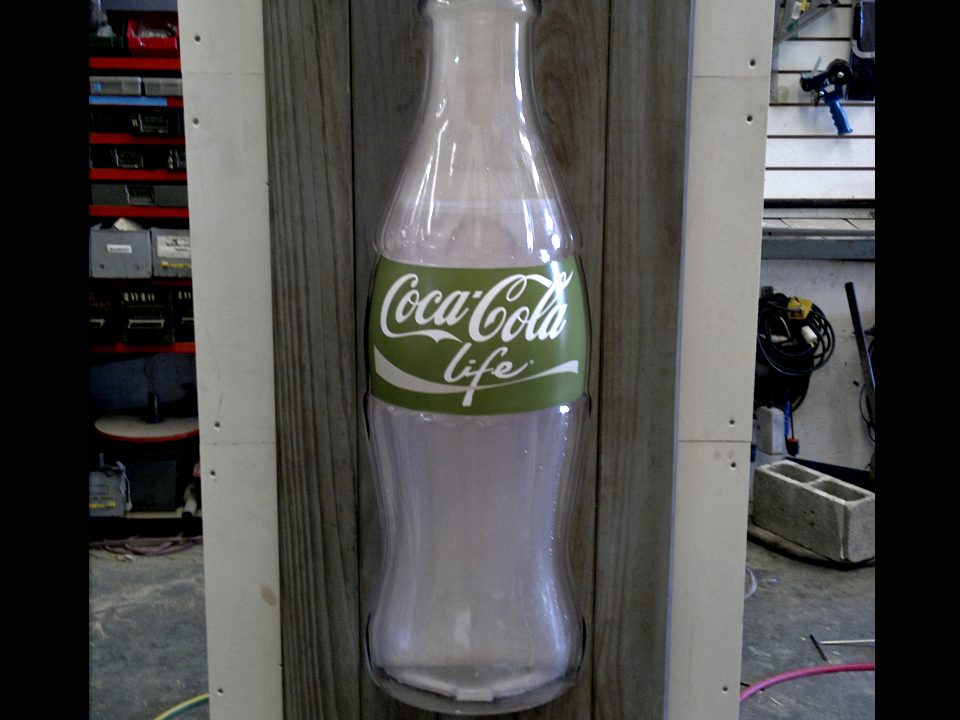 Sodapasta Realizaciones - Life Coke Bottle